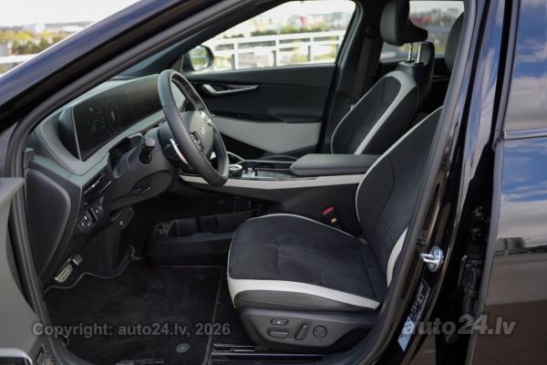 Черный Киа EV6 2024 в Таллин, объемом двигателя 0.00 л и пробегом 12 тыс. км за 44900 €, фото 10 на AUTOMOTO.COM.LV