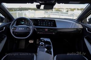 Melns Kia EV6 2024 Tallina, ar dzinēja tilpumu 0.00 L un nobraukumu 12 tūkst. km par 44900 €, foto 13 vietnē AUTOMOTO.COM.LV