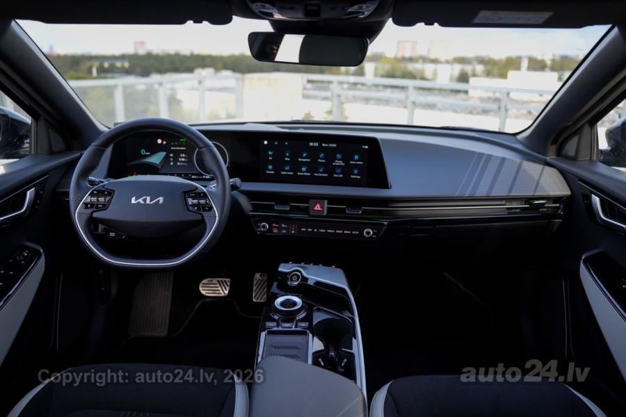 Melns Kia EV6 2024 Tallina, ar dzinēja tilpumu 0.00 L un nobraukumu 12 tūkst. km par 44900 €, foto 13 vietnē AUTOMOTO.COM.LV