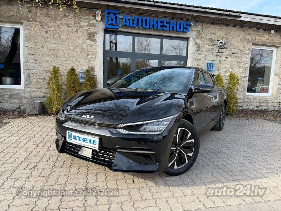 Черный Киа EV6 2024 в Таллин, объемом двигателя 0.00 л и пробегом 32 тыс. км за 41990 €, фото 1 на AUTOMOTO.COM.LV