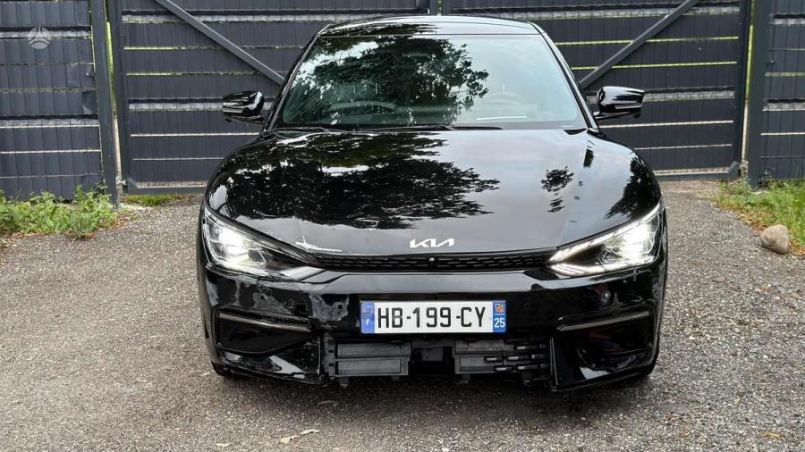 Черный Киа EV6 2024 в Ионава, объемом двигателя 0.00 л и пробегом 30 тыс. км за 21700 €, фото 15 на AUTOMOTO.COM.LV