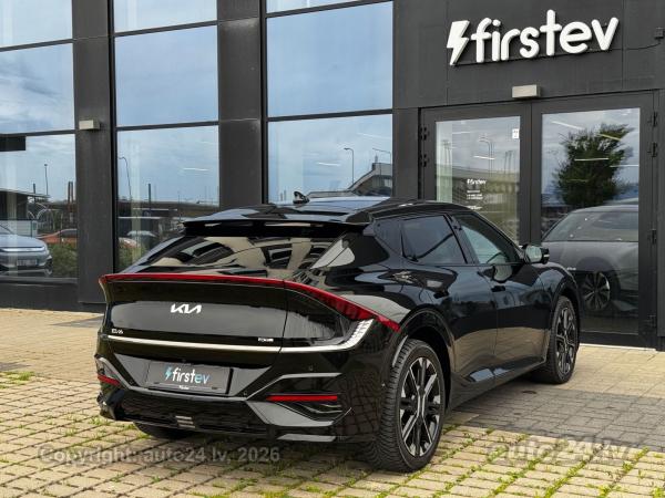 Black Kia EV6 2025 in Tallinn, with an engine capacity of 0.00 L and mileage of 29 thousand km for 53990 €, photo 7 on AUTOMOTO.COM.LV