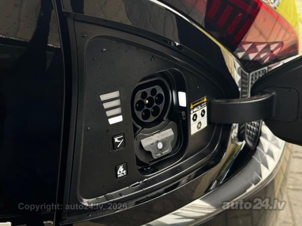 Black Kia EV6 2025 in Tallinn, with an engine capacity of 0.00 L and mileage of 29 thousand km for 53990 €, photo 9 on AUTOMOTO.COM.LV