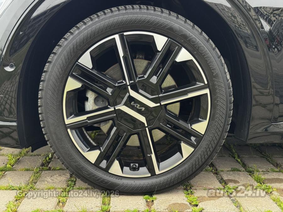 Черный Киа EV6 2025 в Таллин, объемом двигателя 0.00 л и пробегом 29 тыс. км за 53990 €, фото 11 на AUTOMOTO.COM.LV