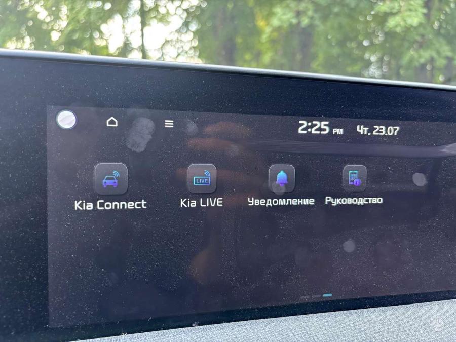 Melns Kia EV6 2021 Tauragė, ar dzinēja tilpumu 0.00 L un nobraukumu 85 tūkst. km par 22500 €, foto 27 vietnē AUTOMOTO.COM.LV