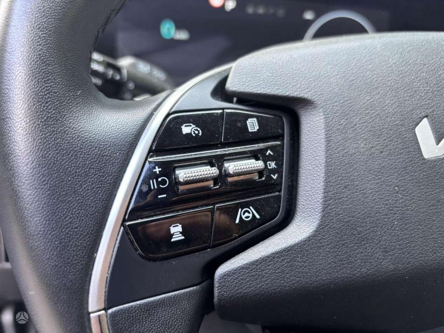Melns Kia EV6 2021 Tauragė, ar dzinēja tilpumu 0.00 L un nobraukumu 85 tūkst. km par 22500 €, foto 31 vietnē AUTOMOTO.COM.LV