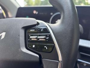 Melns Kia EV6 2021 Tauragė, ar dzinēja tilpumu 0.00 L un nobraukumu 85 tūkst. km par 22500 €, foto 32 vietnē AUTOMOTO.COM.LV