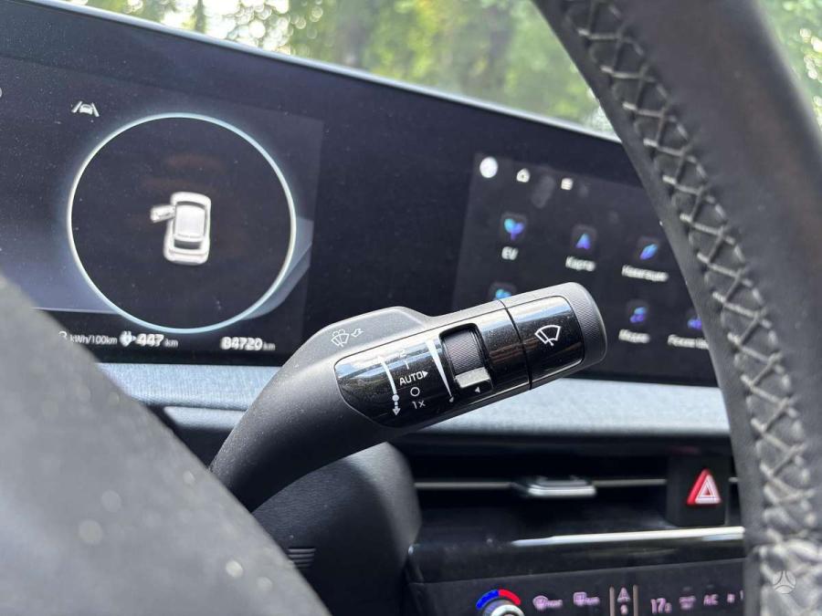 Melns Kia EV6 2021 Tauragė, ar dzinēja tilpumu 0.00 L un nobraukumu 85 tūkst. km par 22500 €, foto 35 vietnē AUTOMOTO.COM.LV