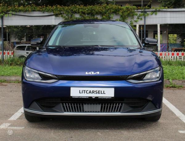 Zils Kia EV6 2023 Viļņa, ar dzinēja tilpumu 0.00 L un nobraukumu 59 tūkst. km par 24990 €, foto 3 vietnē AUTOMOTO.COM.LV