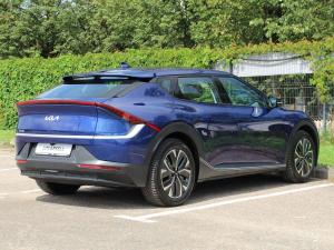 Zils Kia EV6 2023 Viļņa, ar dzinēja tilpumu 0.00 L un nobraukumu 59 tūkst. km par 24990 €, foto 6 vietnē AUTOMOTO.COM.LV