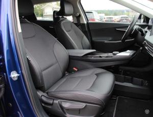 Zils Kia EV6 2023 Viļņa, ar dzinēja tilpumu 0.00 L un nobraukumu 59 tūkst. km par 24990 €, foto 19 vietnē AUTOMOTO.COM.LV