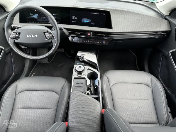 Blue Kia EV6 2023 in Avizieniai, with an engine capacity of 0.00 L and mileage of 12 thousand km for 24500 €, photo 5 on AUTOMOTO.COM.LV