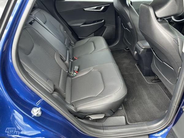 Blue Kia EV6 2023 in Avizieniai, with an engine capacity of 0.00 L and mileage of 12 thousand km for 24500 €, photo 7 on AUTOMOTO.COM.LV