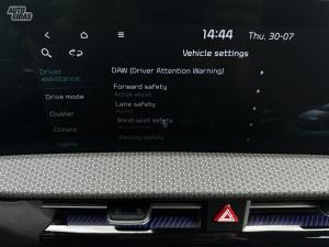 Zils Kia EV6 2023 Avižieniai, ar dzinēja tilpumu 0.00 L un nobraukumu 12 tūkst. km par 24500 €, foto 16 vietnē AUTOMOTO.COM.LV