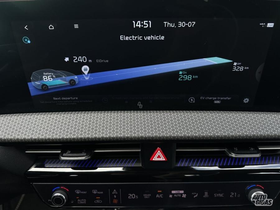 Zils Kia EV6 2023 Avižieniai, ar dzinēja tilpumu 0.00 L un nobraukumu 12 tūkst. km par 24500 €, foto 21 vietnē AUTOMOTO.COM.LV