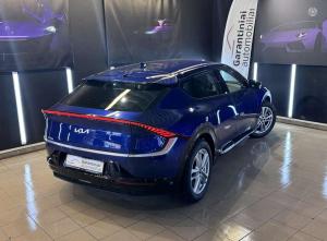 Синий Киа EV6 2023 в Вильнюс, объемом двигателя 0.00 л и пробегом 12 тыс. км за 24500 €, фото 3 на AUTOMOTO.COM.LV