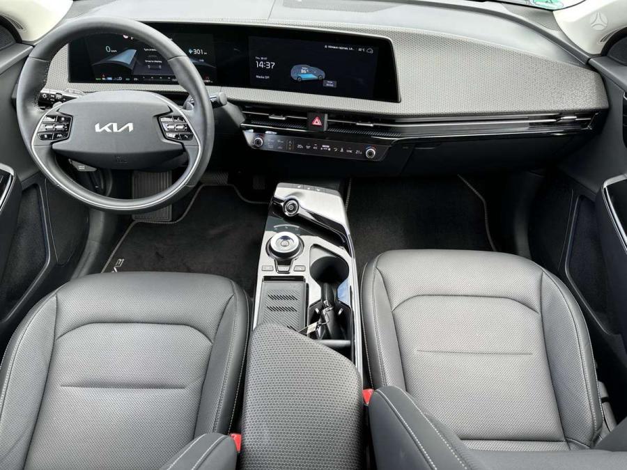 Синий Киа EV6 2023 в Вильнюс, объемом двигателя 0.00 л и пробегом 12 тыс. км за 24500 €, фото 6 на AUTOMOTO.COM.LV