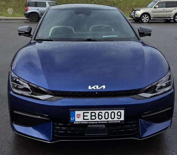 Blue Kia EV6 2024 in Kaunas, with an engine capacity of 0.00 L and mileage of 68 thousand km for 37000 €, photo 2 on AUTOMOTO.COM.LV