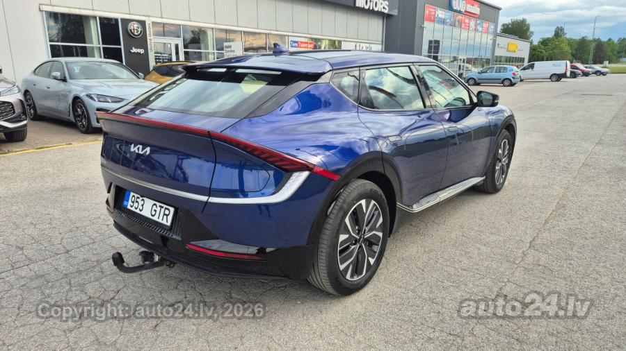 Zils Kia EV6 2023 Tallina, ar dzinēja tilpumu 0.00 L un nobraukumu 59 tūkst. km par 39900 €, foto 4 vietnē AUTOMOTO.COM.LV