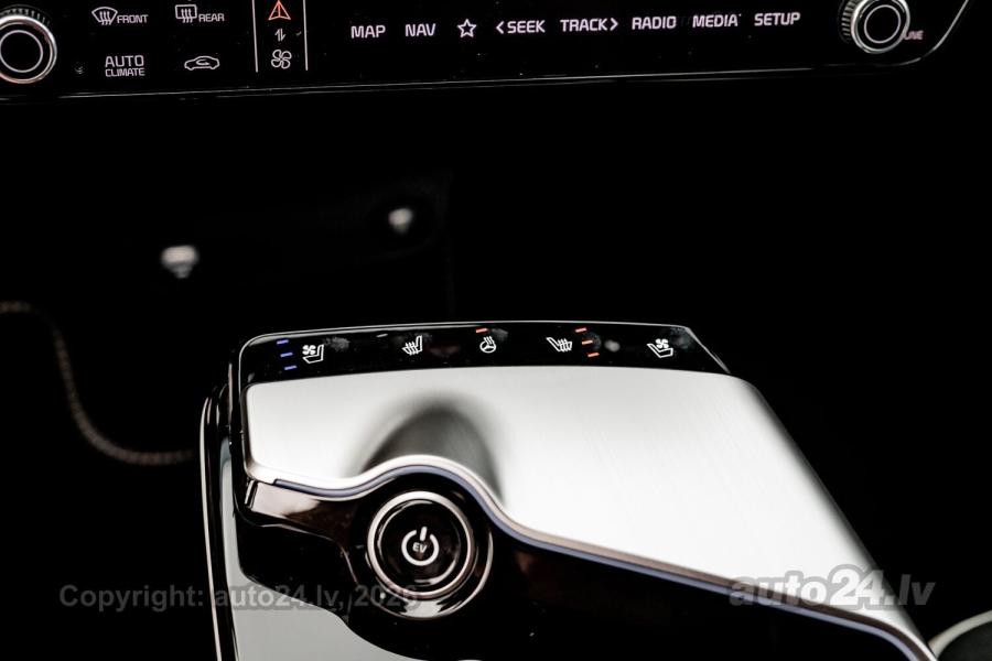 Zils Kia EV6 2023 Pērnava, ar dzinēja tilpumu 0.00 L un nobraukumu 118 tūkst. km par 35900 €, foto 13 vietnē AUTOMOTO.COM.LV