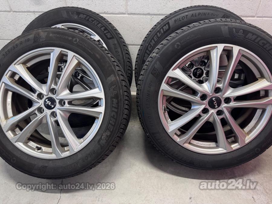 Zils Kia EV6 2023 Pērnava, ar dzinēja tilpumu 0.00 L un nobraukumu 118 tūkst. km par 35900 €, foto 22 vietnē AUTOMOTO.COM.LV
