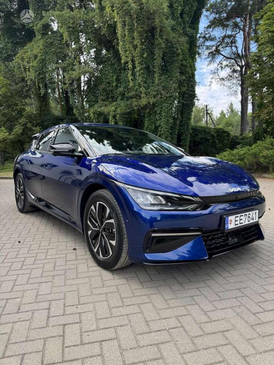 Zils Kia EV6 2023 Prienai, ar dzinēja tilpumu 0.00 L un nobraukumu 61 tūkst. km par 25999 €, foto 4 vietnē AUTOMOTO.COM.LV