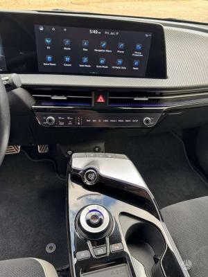 Zils Kia EV6 2023 Prienai, ar dzinēja tilpumu 0.00 L un nobraukumu 61 tūkst. km par 25999 €, foto 14 vietnē AUTOMOTO.COM.LV