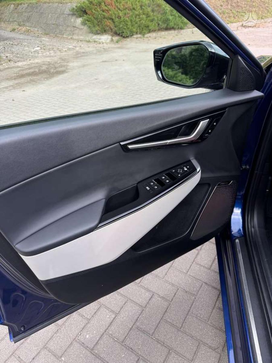 Zils Kia EV6 2023 Prienai, ar dzinēja tilpumu 0.00 L un nobraukumu 61 tūkst. km par 25999 €, foto 20 vietnē AUTOMOTO.COM.LV