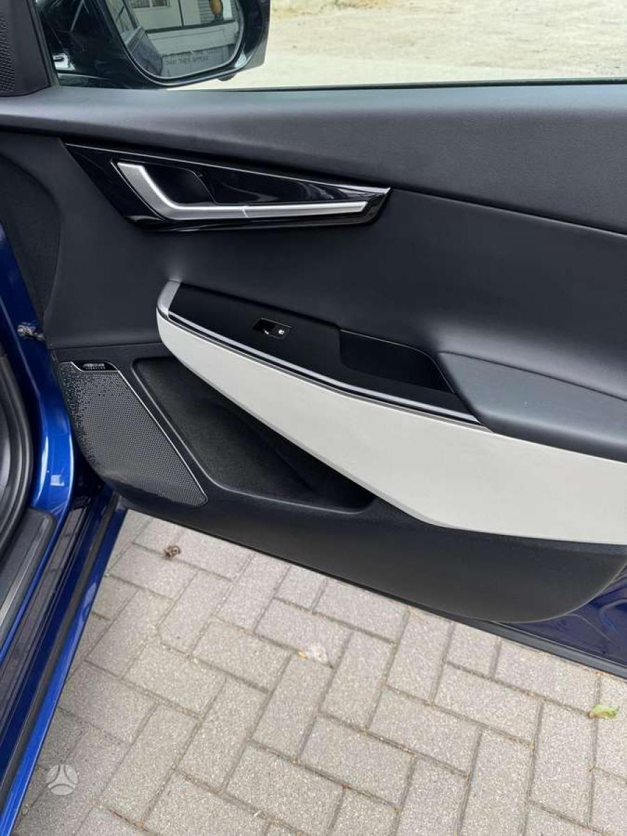 Zils Kia EV6 2023 Prienai, ar dzinēja tilpumu 0.00 L un nobraukumu 61 tūkst. km par 25999 €, foto 21 vietnē AUTOMOTO.COM.LV