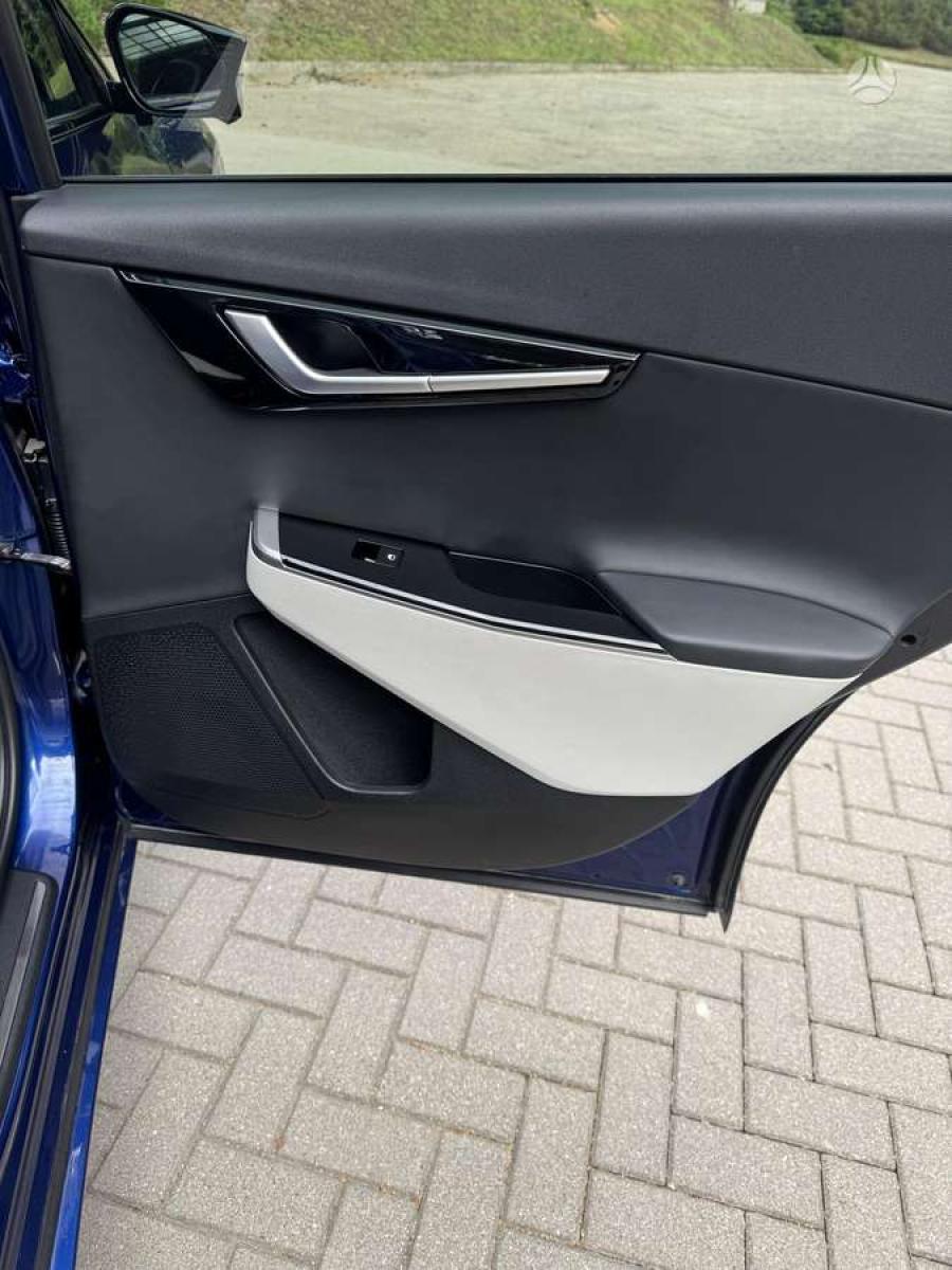 Zils Kia EV6 2023 Prienai, ar dzinēja tilpumu 0.00 L un nobraukumu 61 tūkst. km par 25999 €, foto 23 vietnē AUTOMOTO.COM.LV