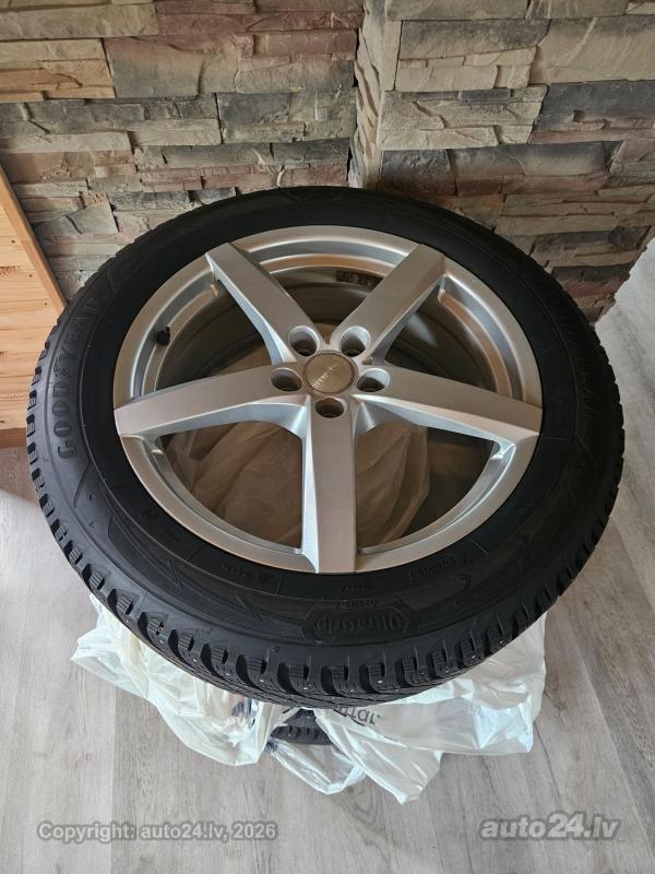 Kia EV6 2023 Tallina vietnÄ Zils Kia EV6 2023 Tallina, ar dzinÄja tilpumu 0.00 L un nobraukumu 120 tÅ«kst. km par 32500 ā¬, foto 10 vietnÄ AUTOMOTO.COM.LV