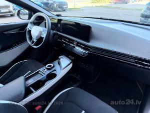 Синий Киа EV6 2025 в Таллин, объемом двигателя 0.00 л и пробегом 53 тыс. км за 48900 €, фото 5 на AUTOMOTO.COM.LV
