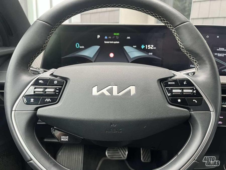 Kia EV6 2022 Kauņa, ar dzinēja tilpumu 0.00 L un nobraukumu 55 tūkst. km par 26900 €, foto 16 vietnē AUTOMOTO.COM.LV