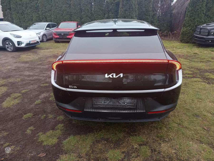 Kia EV6 2022 in Marijampole, with an engine capacity of 0.00 L and mileage of 80 thousand km for 23199 €, photo 27 on AUTOMOTO.COM.LV