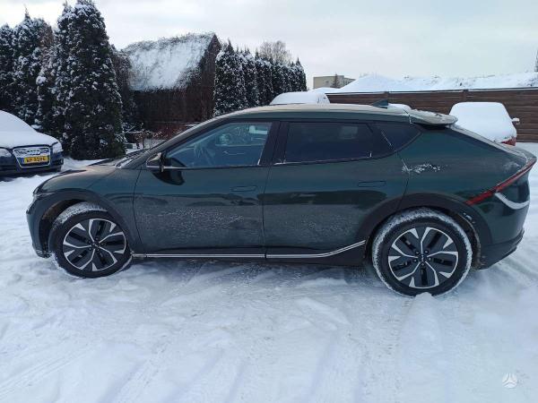 Kia EV6 2022 Marijampole, ar dzinēja tilpumu 0.00 L un nobraukumu 81 tūkst. km par 23199 €, foto 8 vietnē AUTOMOTO.COM.LV