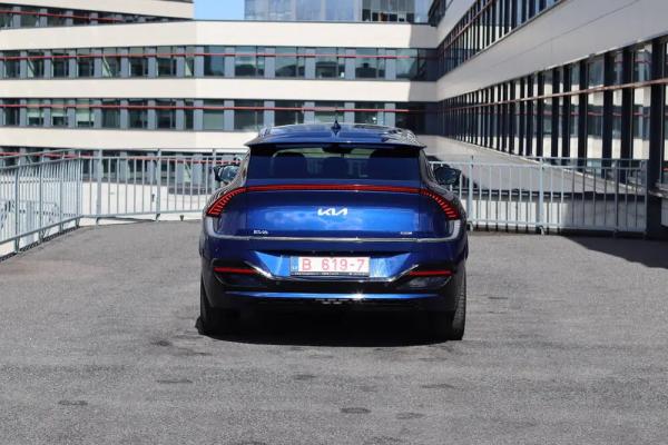 Kia EV6 2025 in Riga, with an engine capacity of 0.00 L and mileage of 18 thousand km for 37980 €, photo 5 on AUTOMOTO.COM.LV