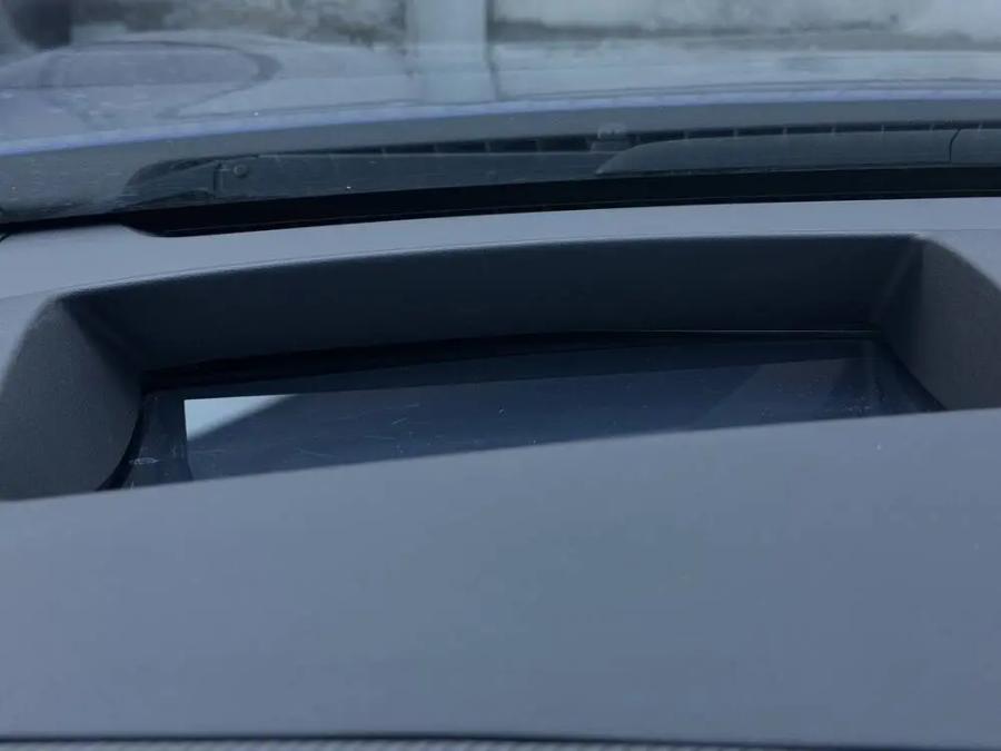 Kia EV6 2025 in Riga, with an engine capacity of 0.00 L and mileage of 18 thousand km for 37980 €, photo 32 on AUTOMOTO.COM.LV
