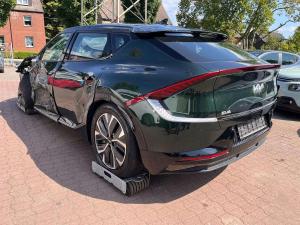 Green Kia EV6 2023 in Vilnius, with an engine capacity of 0.00 L and mileage of 30 thousand km for 11858 €, photo 5 on AUTOMOTO.COM.LV
