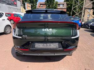 Green Kia EV6 2023 in Vilnius, with an engine capacity of 0.00 L and mileage of 30 thousand km for 11858 €, photo 7 on AUTOMOTO.COM.LV