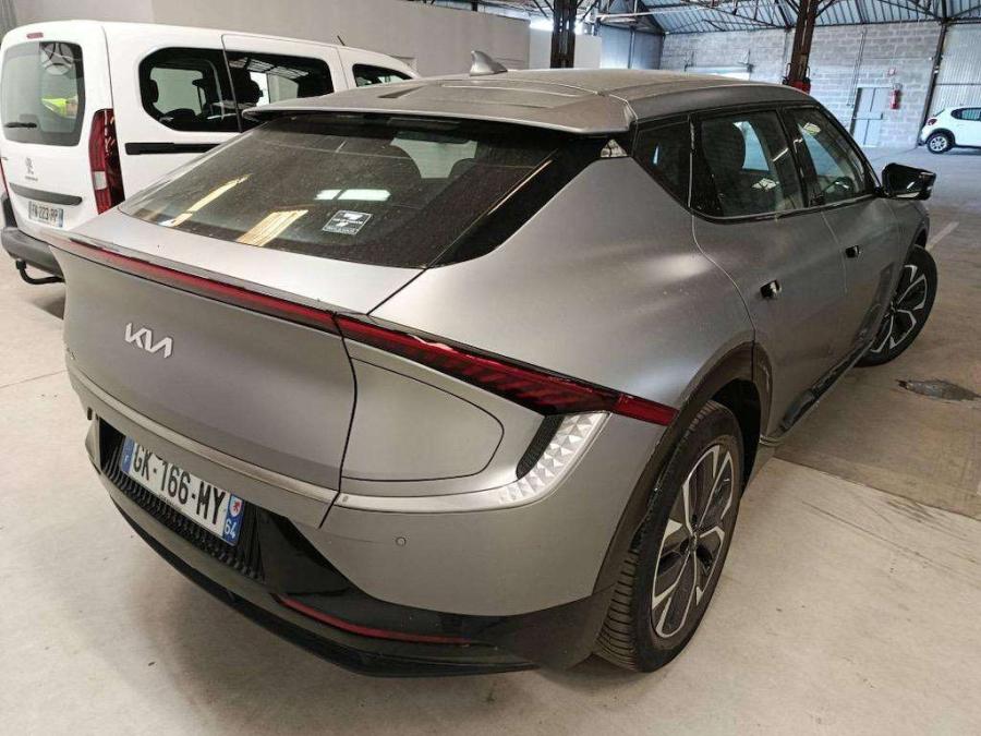 Pelēks Kia EV6 2022 Šauļi, ar dzinēja tilpumu 0.00 L un nobraukumu 61 tūkst. km par 32658 €, foto 5 vietnē AUTOMOTO.COM.LV