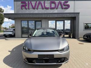 Pelēks Kia EV6 2022 Šauļi, ar dzinēja tilpumu 0.00 L un nobraukumu 61 tūkst. km par 32658 €, foto  vietnē AUTOMOTO.COM.LV