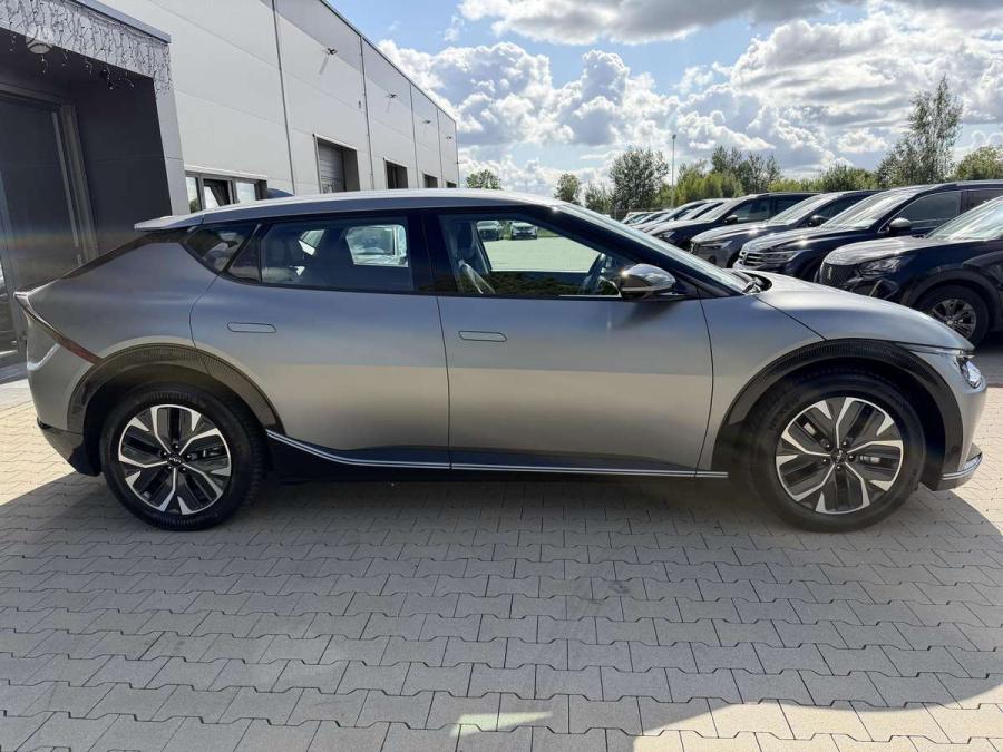 Pelēks Kia EV6 2022 Šauļi, ar dzinēja tilpumu 0.00 L un nobraukumu 61 tūkst. km par 32658 €, foto 5 vietnē AUTOMOTO.COM.LV