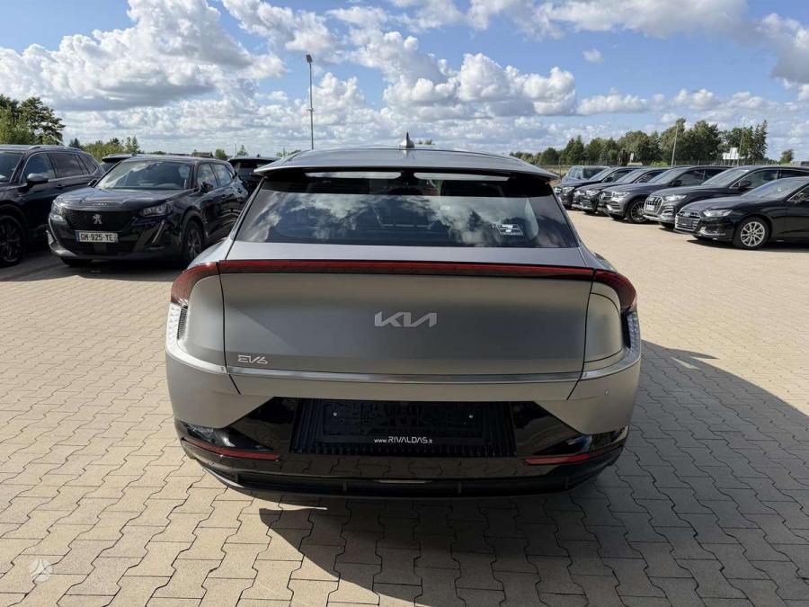 Pelēks Kia EV6 2022 Šauļi, ar dzinēja tilpumu 0.00 L un nobraukumu 61 tūkst. km par 32658 €, foto 11 vietnē AUTOMOTO.COM.LV
