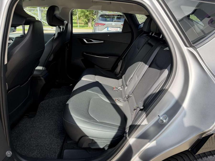 Pelēks Kia EV6 2022 Šauļi, ar dzinēja tilpumu 0.00 L un nobraukumu 61 tūkst. km par 32658 €, foto 22 vietnē AUTOMOTO.COM.LV
