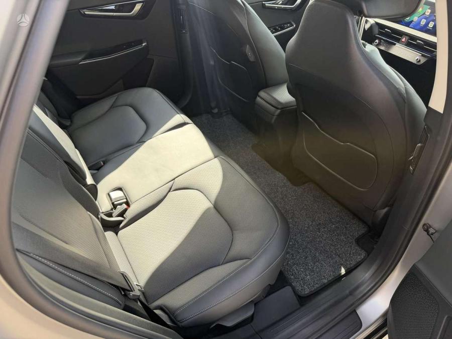 Pelēks Kia EV6 2022 Šauļi, ar dzinēja tilpumu 0.00 L un nobraukumu 61 tūkst. km par 32658 €, foto 24 vietnē AUTOMOTO.COM.LV