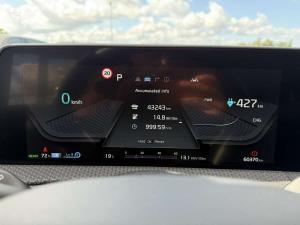 Pelēks Kia EV6 2022 Šauļi, ar dzinēja tilpumu 0.00 L un nobraukumu 61 tūkst. km par 32658 €, foto 30 vietnē AUTOMOTO.COM.LV
