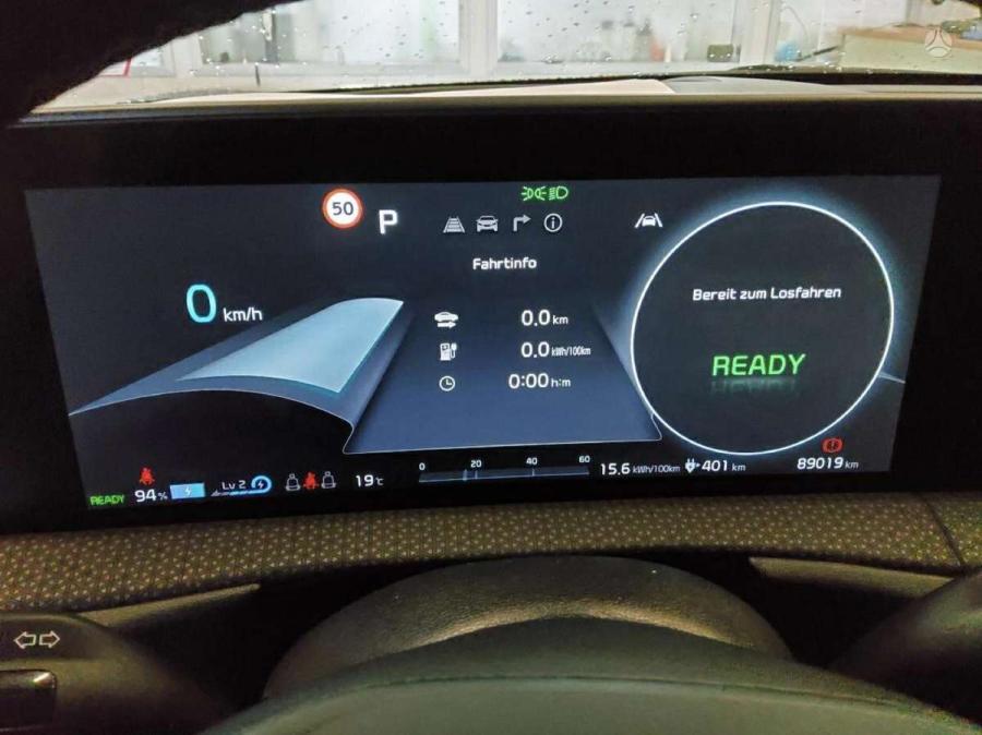 Pelēks Kia EV6 2022 Viļņa, ar dzinēja tilpumu 0.00 L un nobraukumu 90 tūkst. km par 33800 €, foto 5 vietnē AUTOMOTO.COM.LV