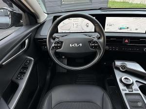 Серый Киа EV6 2023 в Шяуляй, объемом двигателя 0.00 л и пробегом 107 тыс. км за 25900 €, фото 8 на AUTOMOTO.COM.LV