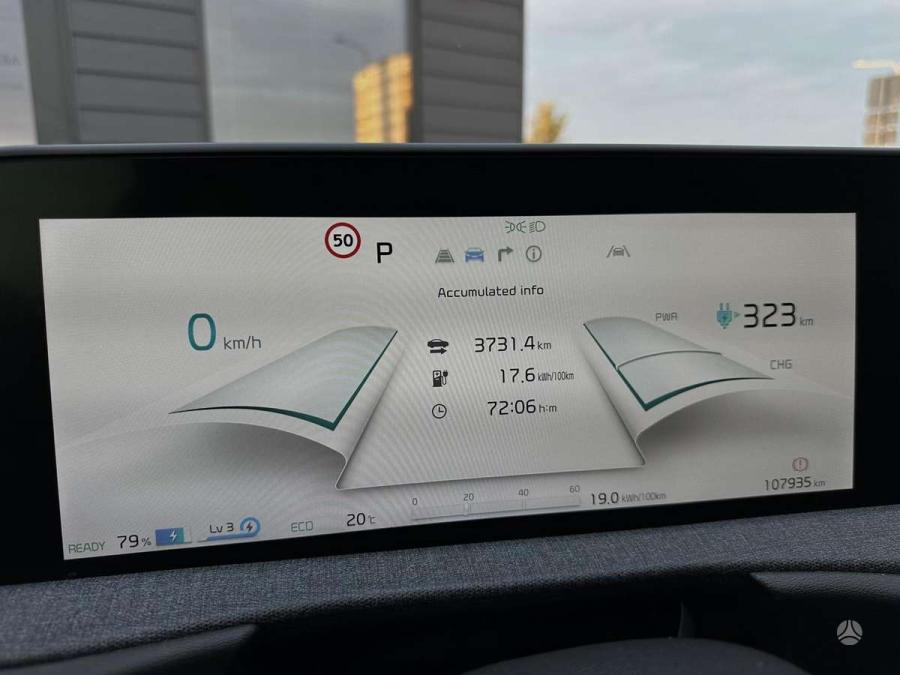 Серый Киа EV6 2023 в Шяуляй, объемом двигателя 0.00 л и пробегом 107 тыс. км за 25900 €, фото 20 на AUTOMOTO.COM.LV
