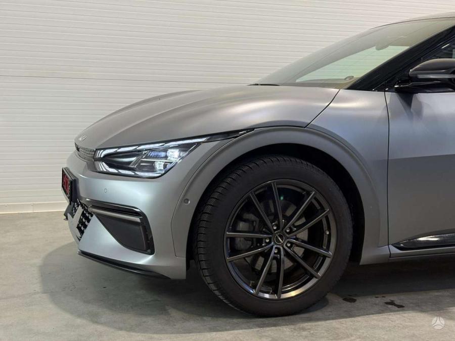 Pelēks Kia EV6 2024 Viļņa, ar dzinēja tilpumu 0.00 L un nobraukumu 20 tūkst. km par 37950 €, foto 7 vietnē AUTOMOTO.COM.LV